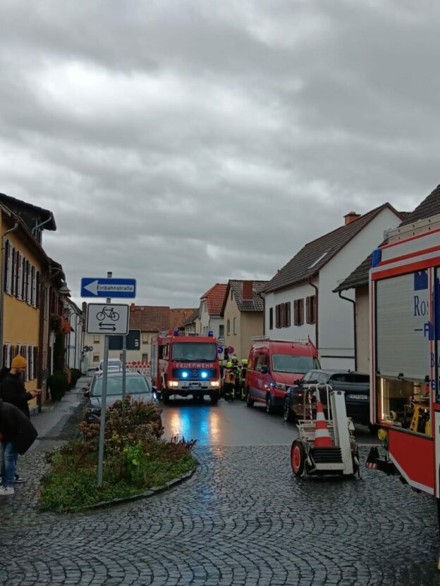 Hurra, Hurra die „alte Schule“ brennt…, | Freiwillige Feuerwehr Rodheim ...